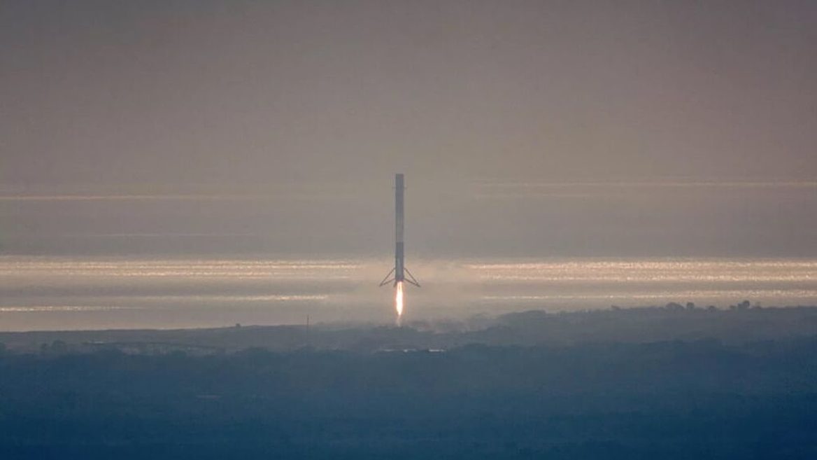 9 из 14: SpaceX снова успешно приземлила Falcon 9 | dev.by